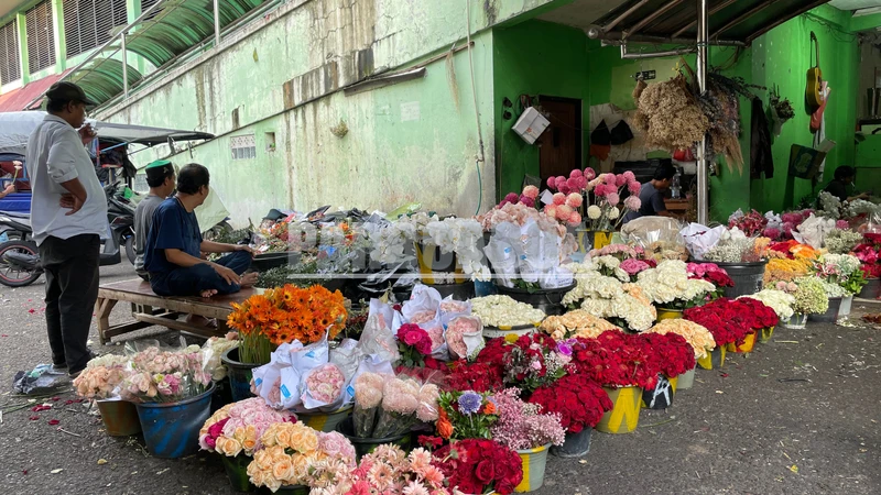 Pasar Bunga Terbesar Itu Kini Tak Lagi Ramai