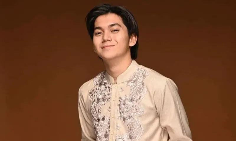 Profil dan Biodata Ajil Ditto, Lengkap Agama, Umur, Pacar, Film dan ...