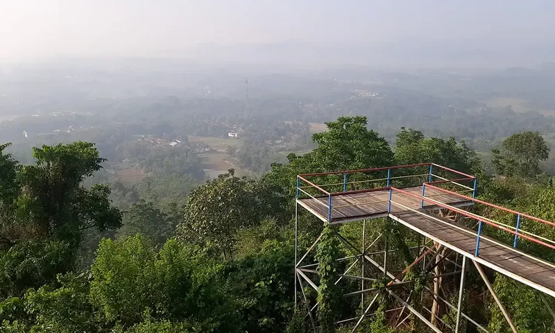 Gunung Dago Bogor Sport And Tourism: Bekas Tambang Batu yang Disulap ...