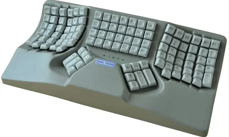 Gak Cuma QWERTY, Ini Jenis- Jenis Keyboard yang Juga Sering Digunakan