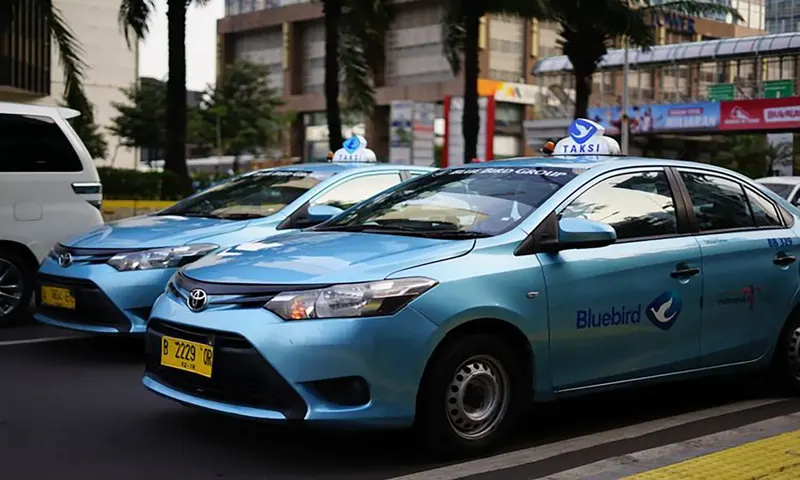 BBM Naik, Blue Bird Siapkan Skenario Tarif Baru Untuk Layanan Taksi